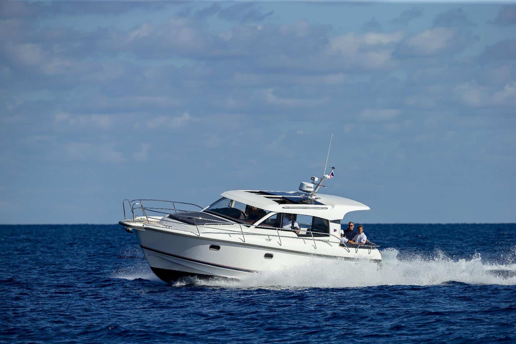 Nimbus 365 Coupé - Herzog Marinecenter