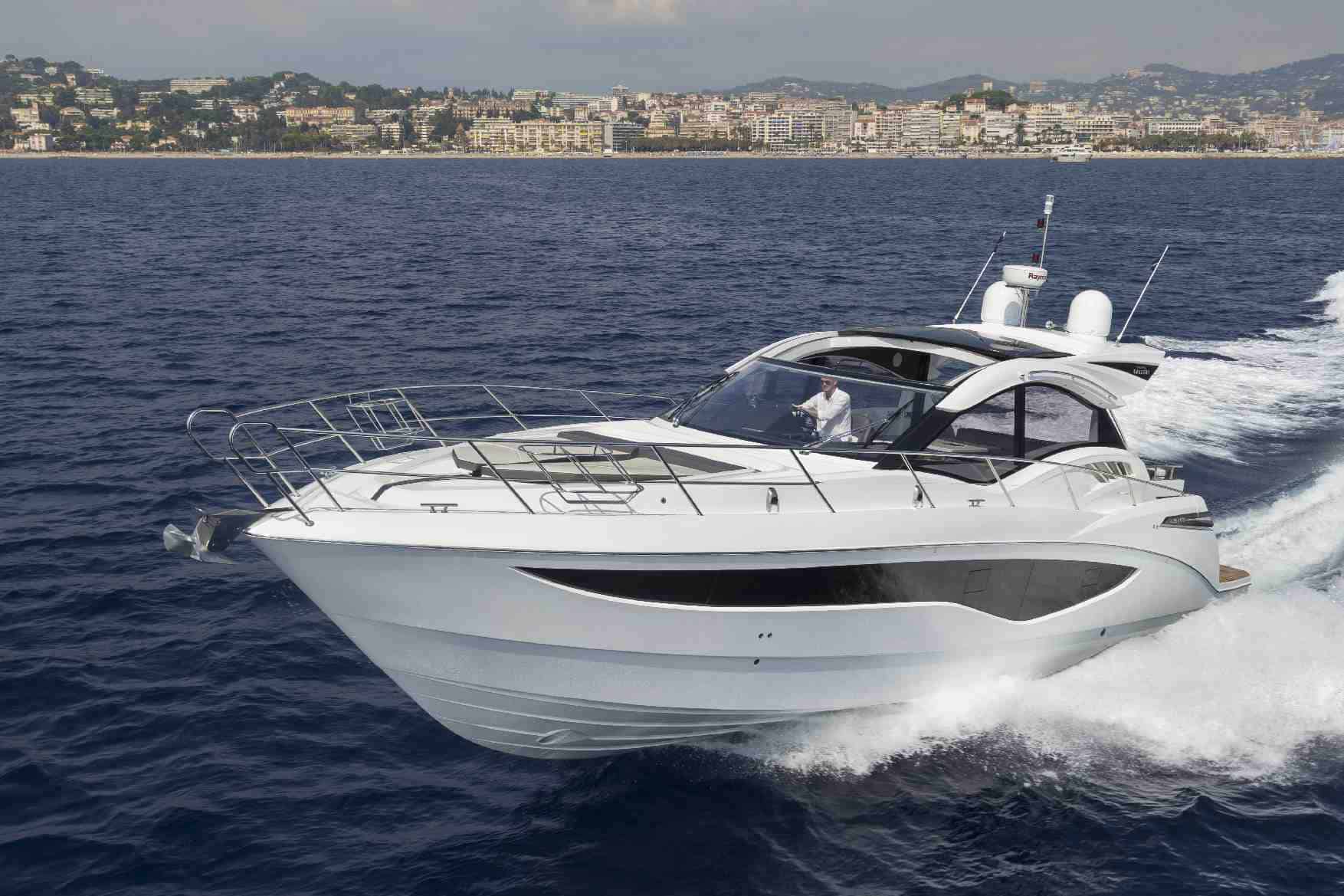 Galeon 485 HTS - Herzog Marinecenter